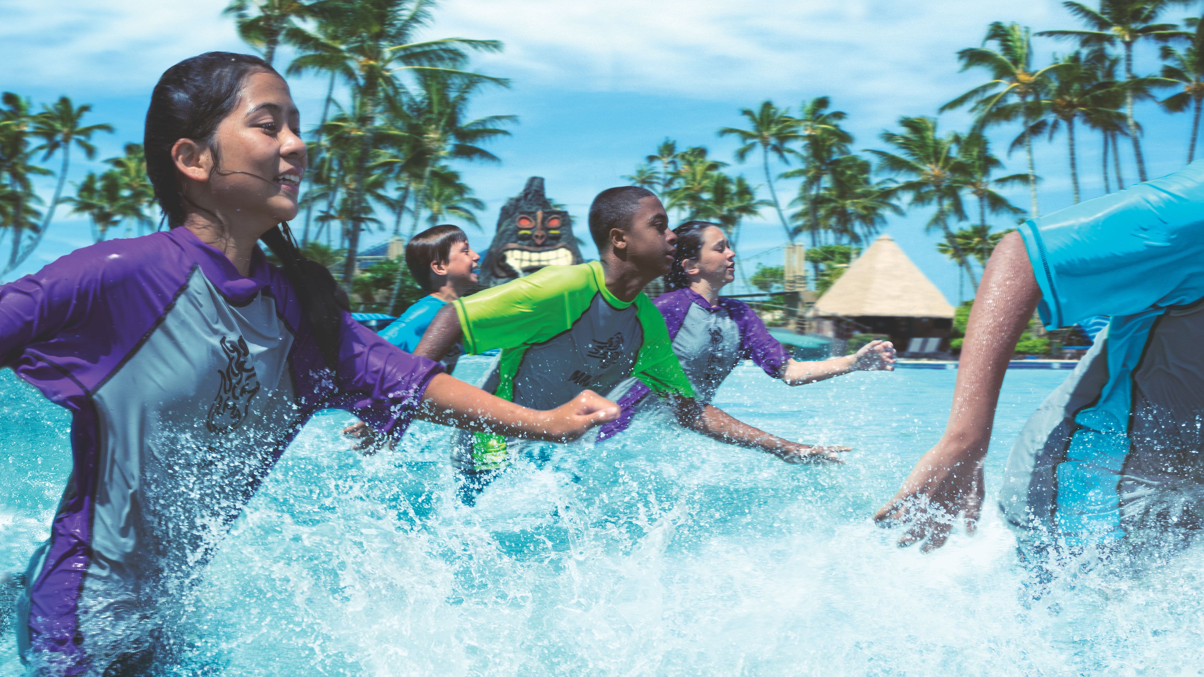 Watch Paradise Run Season 1 (2013) Online | OSN+