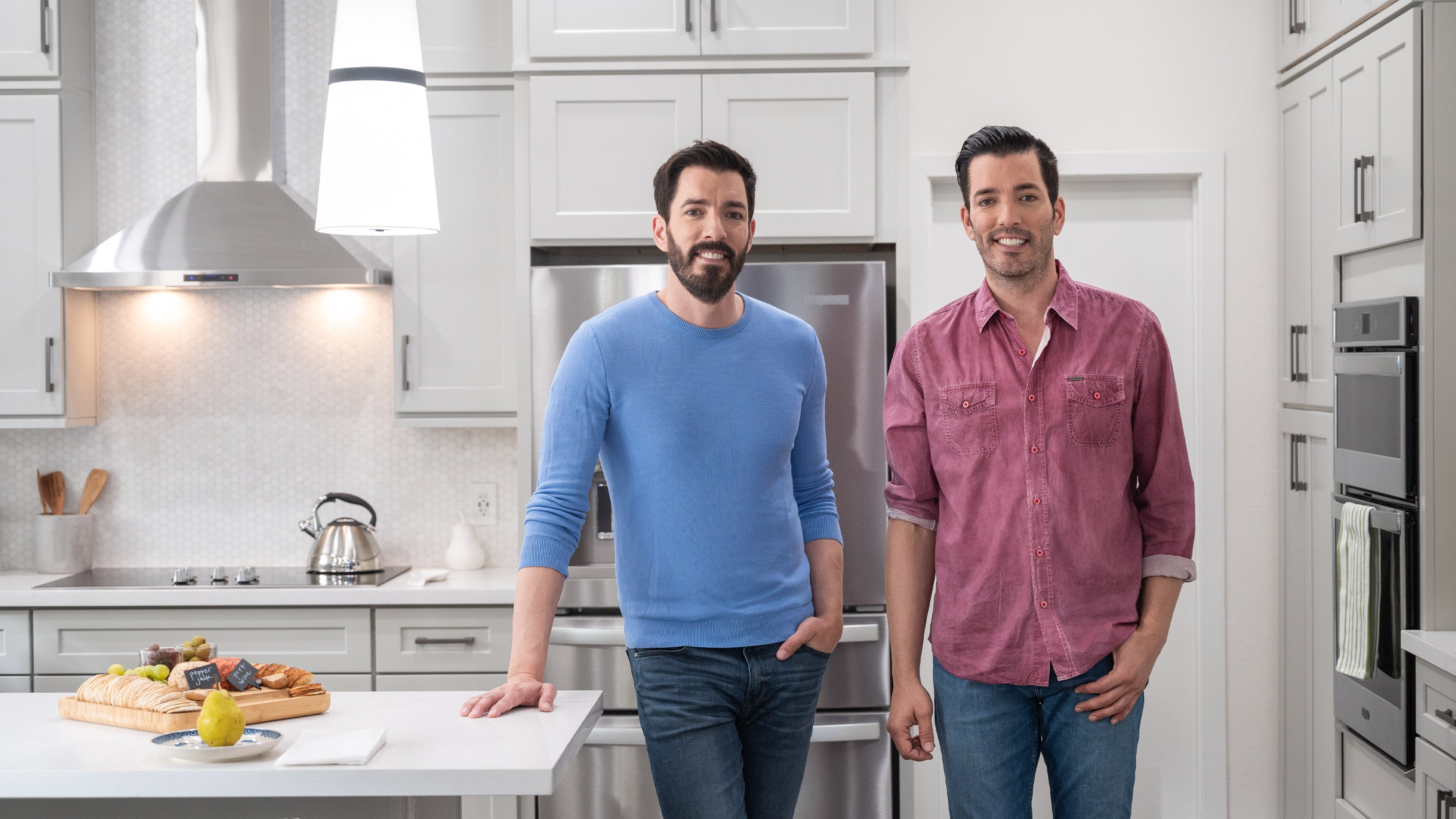 Watch Property Brothers: Forever Home Season 2 (2020) Online | OSN+